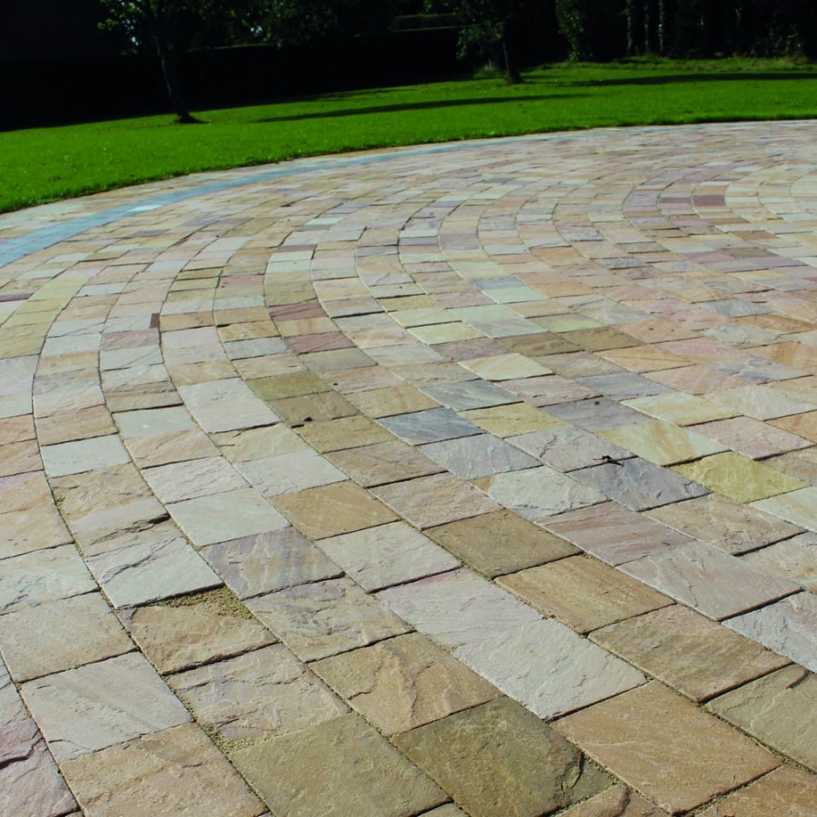 PATH PAVERS - 'De Terra' Harvest-Natural Sandstone with an Aged Finish